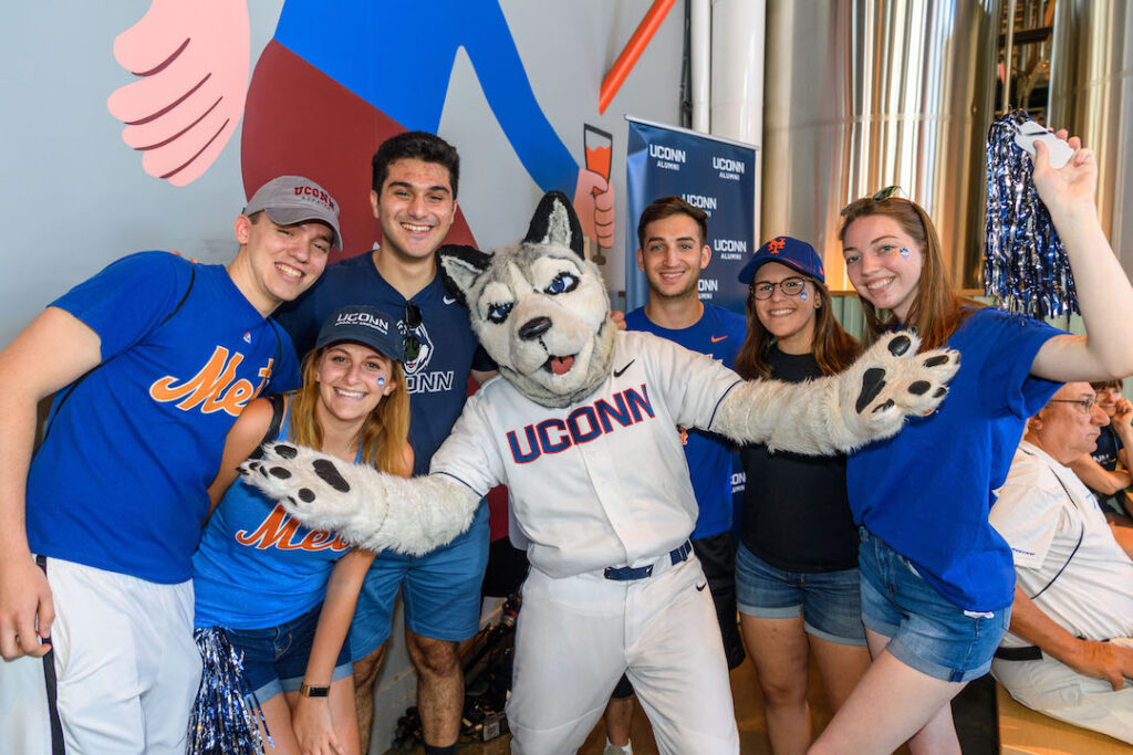 申请与录取 - University of Connecticut